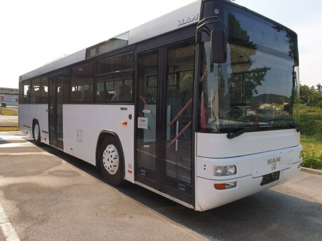 MAN 1× A72 SÜ313/2× SL263/1×SL 223/Klima/Schalter - ŠABIJA d.o.o.