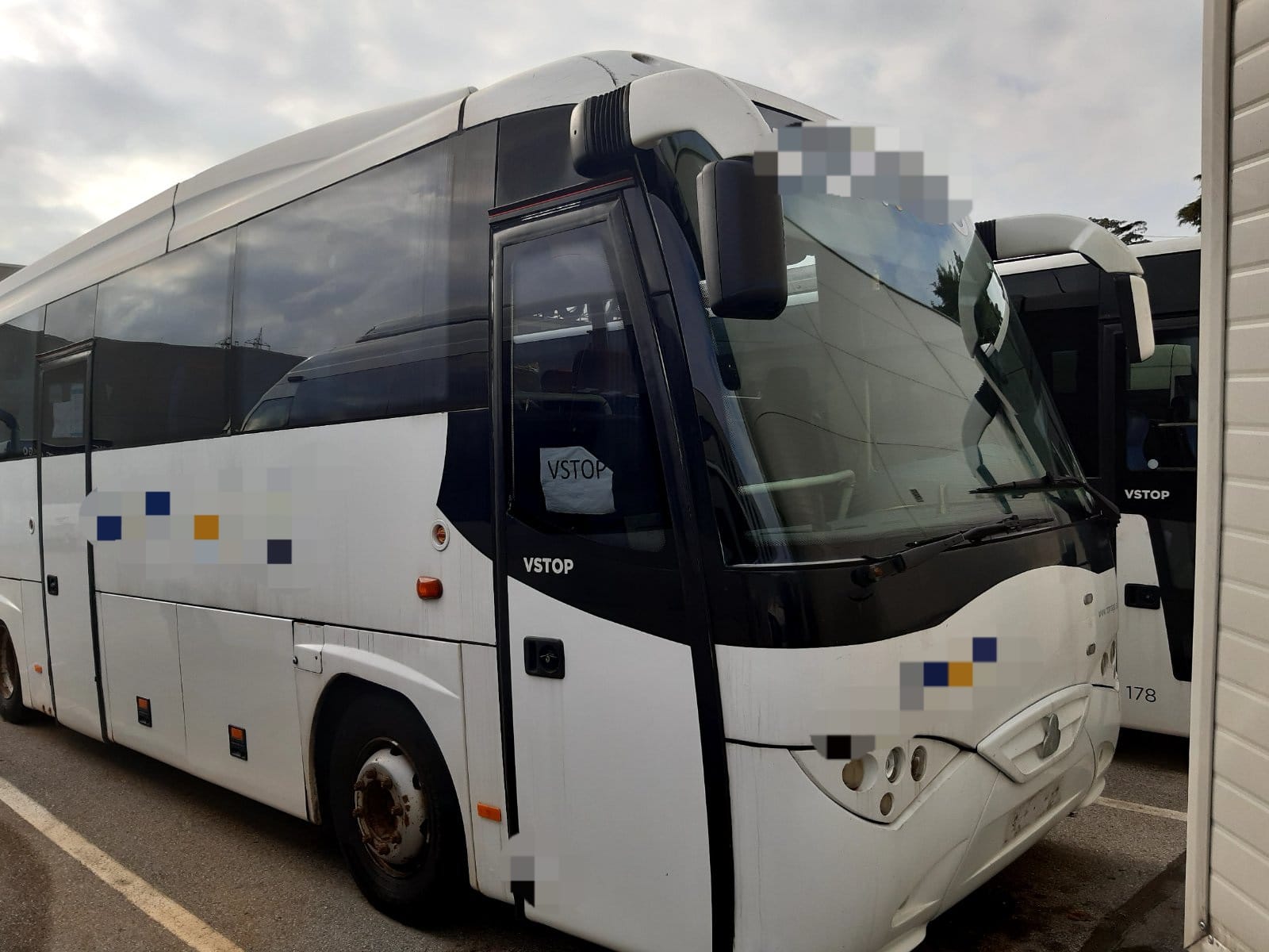 4 x MARBUS , 2009, 320.000 km, 5900ccm, 200kW, Euro4, 40 mjesta, Rucni ...