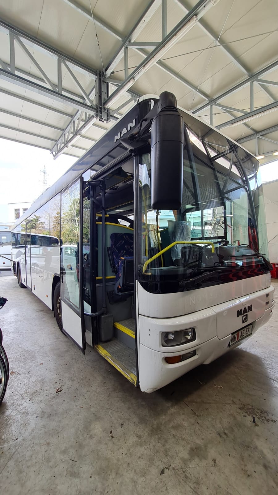 MAN SÜ 313 , 12/2005 , 770.000 km, 11967 ccm , 53 sedežev, Ročni ...