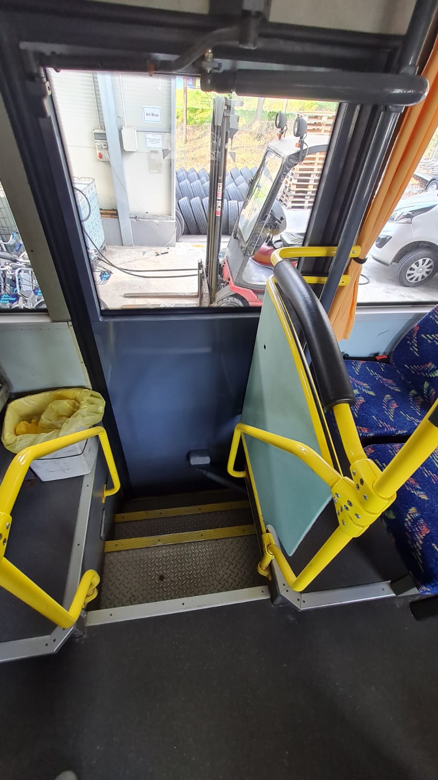 MAN SÜ 313 , 12/2005 , 770.000 km, 11967 ccm , 53 sedežev, Ročni ...