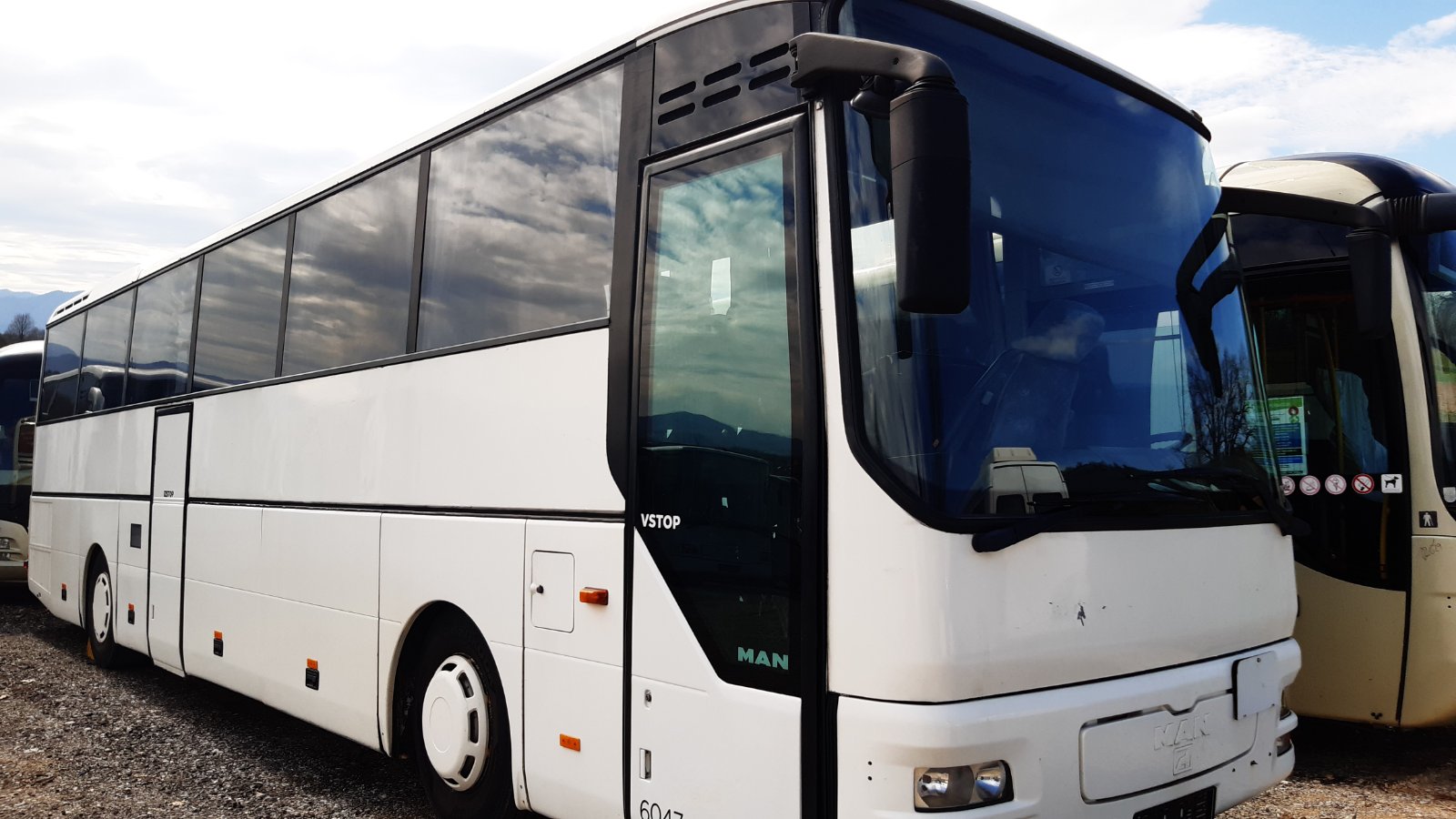 MAN A03 RH 402 , 2000 , 1.200.000 km, 11967 ccm, 294kW, 46 sedežev ...