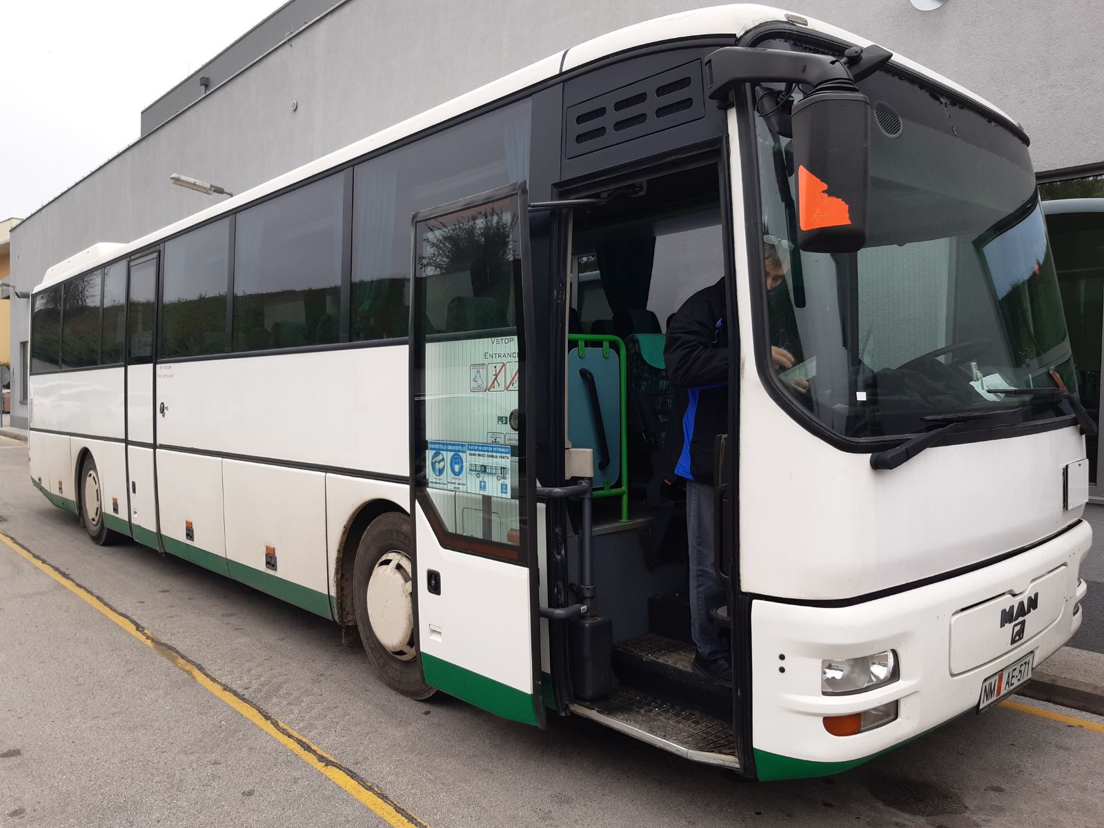 MAN UL 313 , 1999, 512.000 km, 11967 ccm, 228kW, 56 sedežev, Ročni ...